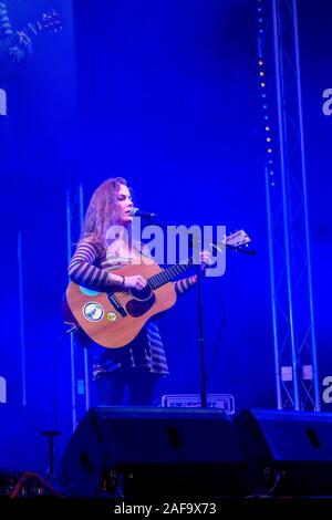Singer songwriter Katherine Priddy, performance Stock Photo - Alamy