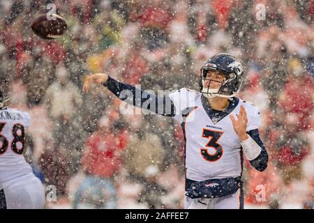 Denver Broncos quarterback Drew Lock (3) passes during an NFL preseason ...