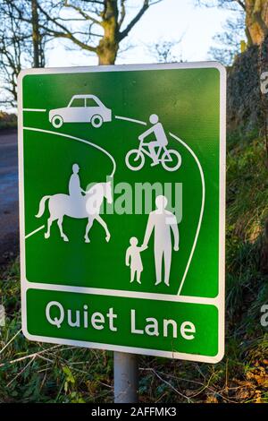 Lane in the Peak District England Stock Photo - Alamy