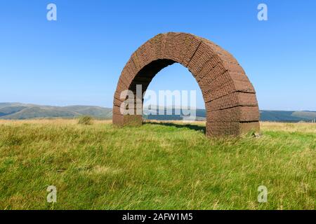 Striding Arches sculpture by the artist Andy Goldsworthy at Cairnhead ...