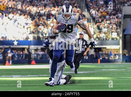 Los Angeles Rams tight end Anthony Torres works out during an NFL ...