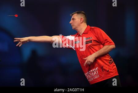 Krzysztof Ratajski in action during his third round match against Kevin ...