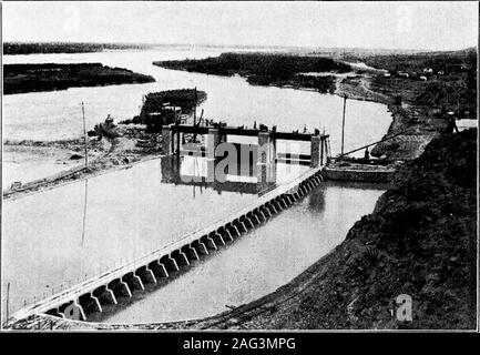 IRRIGATION CANALS ON COLORADO RIVER INDIAN RESERVATION Stock Photo - Alamy