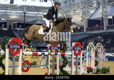 Scott BRASH riding HELLO JEFFERSON, Equestrian, Jumping Team Qualifier ...