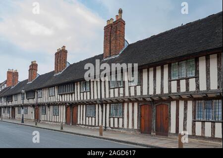 Medieval tudor Alms Houses from the 16th century, Chapel Street ...