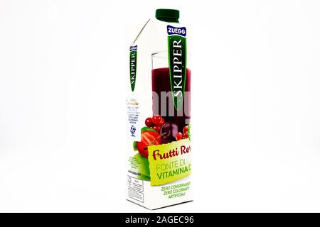 SKIPPER ZUEGG Fruit Juice. Tetra Pak packaging Stock Photo - Alamy