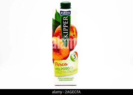 SKIPPER ZUEGG Fruit Juice. Tetra Pak packaging Stock Photo - Alamy