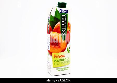 SKIPPER ZUEGG Fruit Juice. Tetra Pak packaging Stock Photo - Alamy