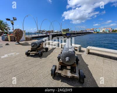 Punda Love Heart with love locks, by Carlos Blaaker Willemstad Curacao ...