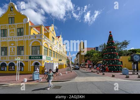Punda Love Heart with love locks, by Carlos Blaaker Willemstad Curacao ...