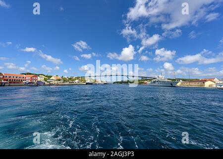 Punda Love Heart with love locks, by Carlos Blaaker Willemstad Curacao ...