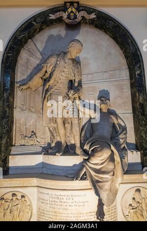 Statue of Thomas Guy, King's College, London, England, United Kingdom ...