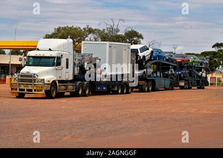 Glendambo, SA, Australia - November 12, 2017: Truck usually called Road ...