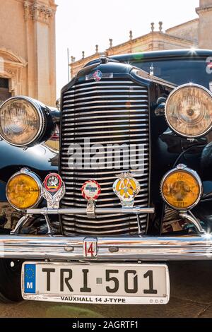 Mdina Grand Prix Concourse d'Elegance Stock Photo - Alamy
