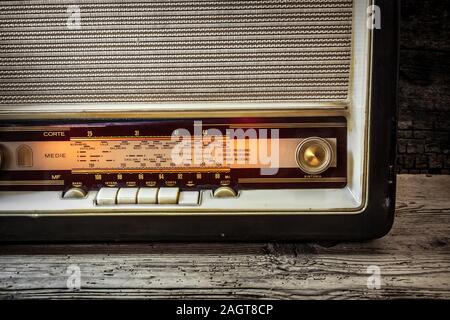 old vintage radio - still life Stock Photo - Alamy
