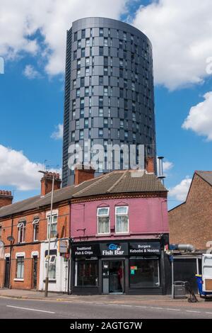 Leicester Summit building student accomodation towering above ...