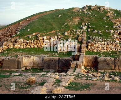 Ruins of Ebla, Syria, an ancient city Stock Photo - Alamy