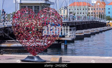 View on floating Queen Emma Bridge in Willemstad, Curacao Stock Photo ...
