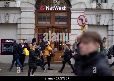 A branch of the Natwest (National Westminster) bank Stock Photo - Alamy