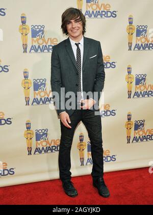 Zach Efron - MTV Movie Awards at the Universal Studio Amphitheatre in ...