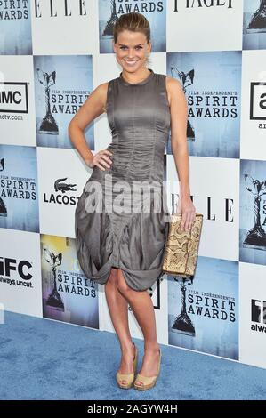 Alice Eve - Independent Spirit Awards on the Santa Monica Beach In Los ...