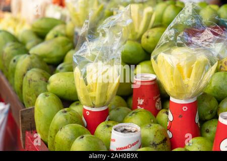 Mango stall in The Philippines Stock Photo - Alamy
