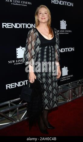 Meryl Streep arriving at the RENDITION Premiere at the Academy Of ...