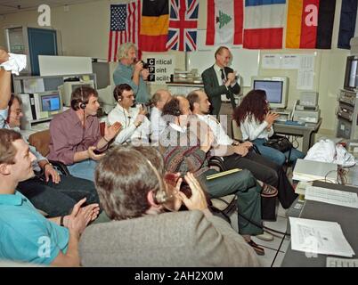 The Huntsville Operations Support Center (HOSC) Spacelab Payload ...
