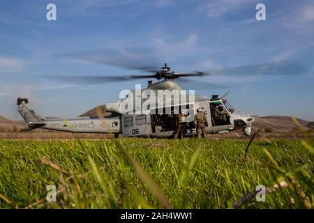 Helicopter during Spie rigging Stock Photo - Alamy