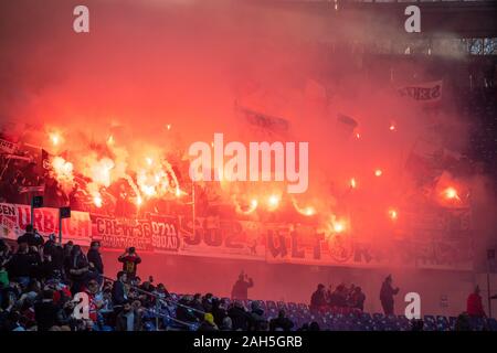 Stuttgart fans end fireworks, pyrotechnics, pyro, bengalos, bengal ...