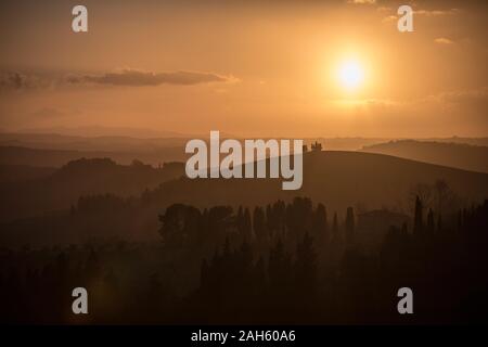 Golden Sun in the Tuscany Stock Photo - Alamy