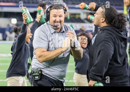 Alvin High School football coach Tim Teykl poses inside Alvin Memorial ...