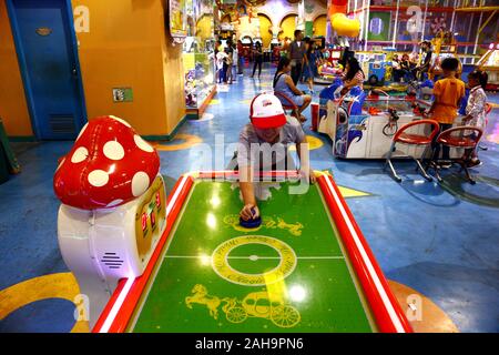 Arcade Games Inside The Family Mall Shopping Mall At Erbil, Iraqi ...