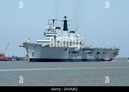 HMS Invincible (R05) Royal Navy Aircraft carrier approaching Portsmouth ...