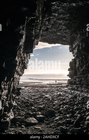 Reynards Cave, Tresilian Bay, Glamorgan Heritage Coast, Vale of ...