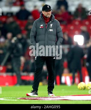 Liverpool manager Jurgen Klopp watches the warm up prior to the pre ...