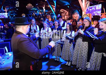 Erding, Germany. 29th Dec, 2019. The Warsteiner brewery boss Catharina ...