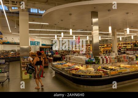 Safeway supermarket aisles Lahaina, Maui Stock Photo - Alamy