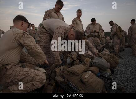 U.S. Marines with Marine Air Support Squadron 3, Marine Air Control ...