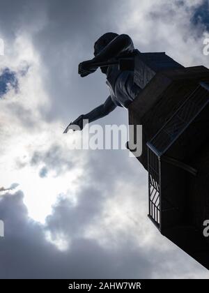 The worlds largest cast iron statue Vulcan statue on Red Mountain ...