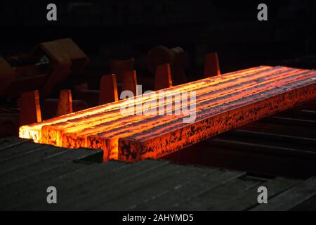 Steel slab being rolled on the Hot strip mill at Corus Llanwern ...