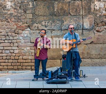 Barcelona, Spain - Street artist guitar playing on Montjuic Stock Photo - Alamy