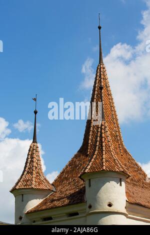 Turret towers, Catherine's Gate; Brasov, Transylvania Region, Romania ...