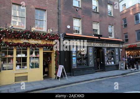 Butter Believe It bakery & Verde & Company shopfront with Christmas ...