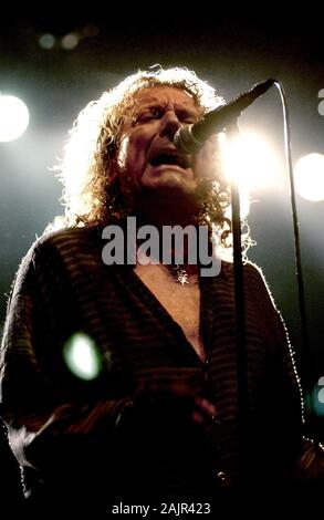 Milan Italy, 11 July 2003, live concert of Robert Plant ,Dreamland Tour ...