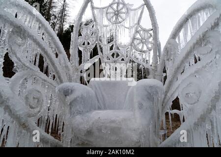 Frozen Throne icicles frozen ice in Winter season Stock Photo - Alamy