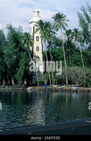 Light house at Point Venus, Tahiti. Historic site Stock Photo - Alamy