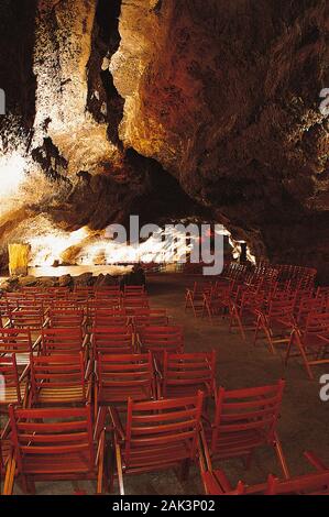 Concert in volcanic cave, Cueva de los Verdes, concert hall, architect ...