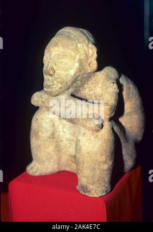 Taino statue in Dominican Republic 2 Stock Photo - Alamy