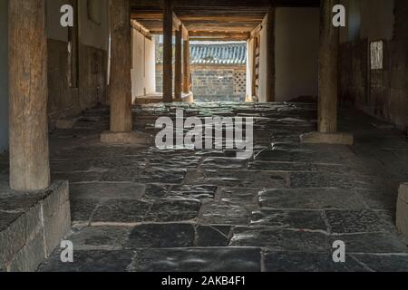 Xianghui Bridge was first built over the Lujiang River in Xinfang ...